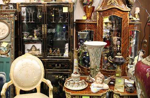 Verlassenschaften - Antikes bringt Geld